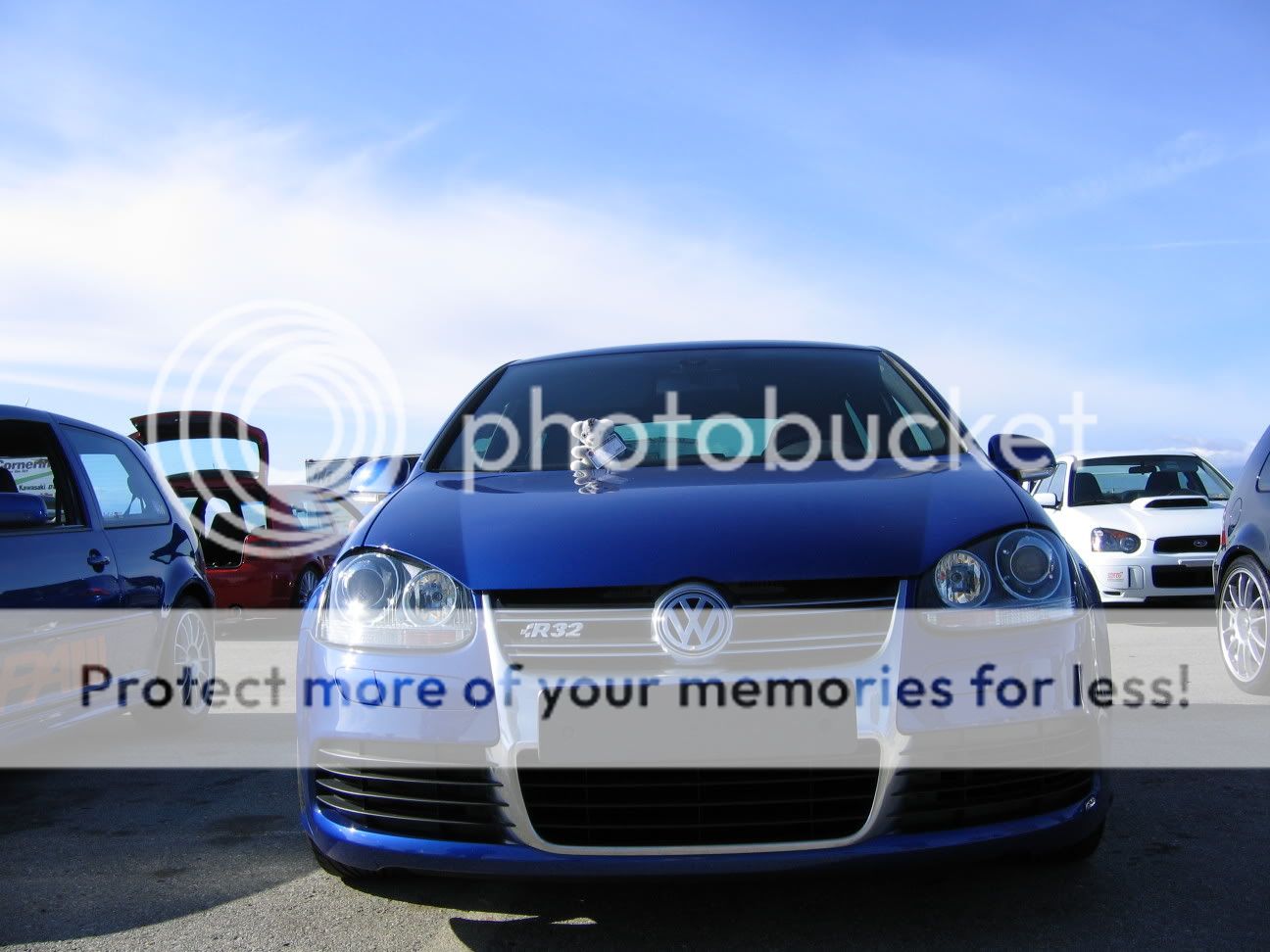 So I saw the Mark 5 R32 @ the SoCal R32 GTG Monday | VW Vortex ...