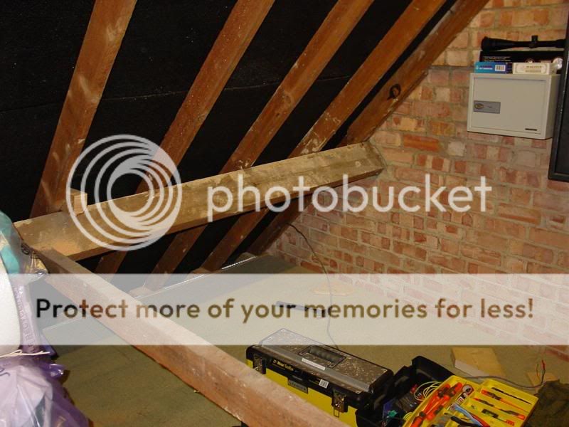 Attic Work Bench - www.ultimatehandyman.co.uk